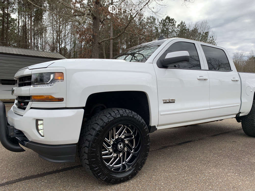 2018 Chevrolet Silverado 1500 with 20x10 -19 Hostile Jigsaw and 33/12 ...