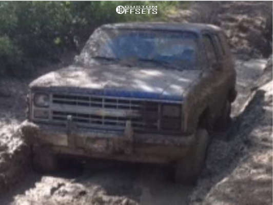 1987 Chevrolet Blazer with 15x10 -24 Centerline Pro Stock and 33/12 ...