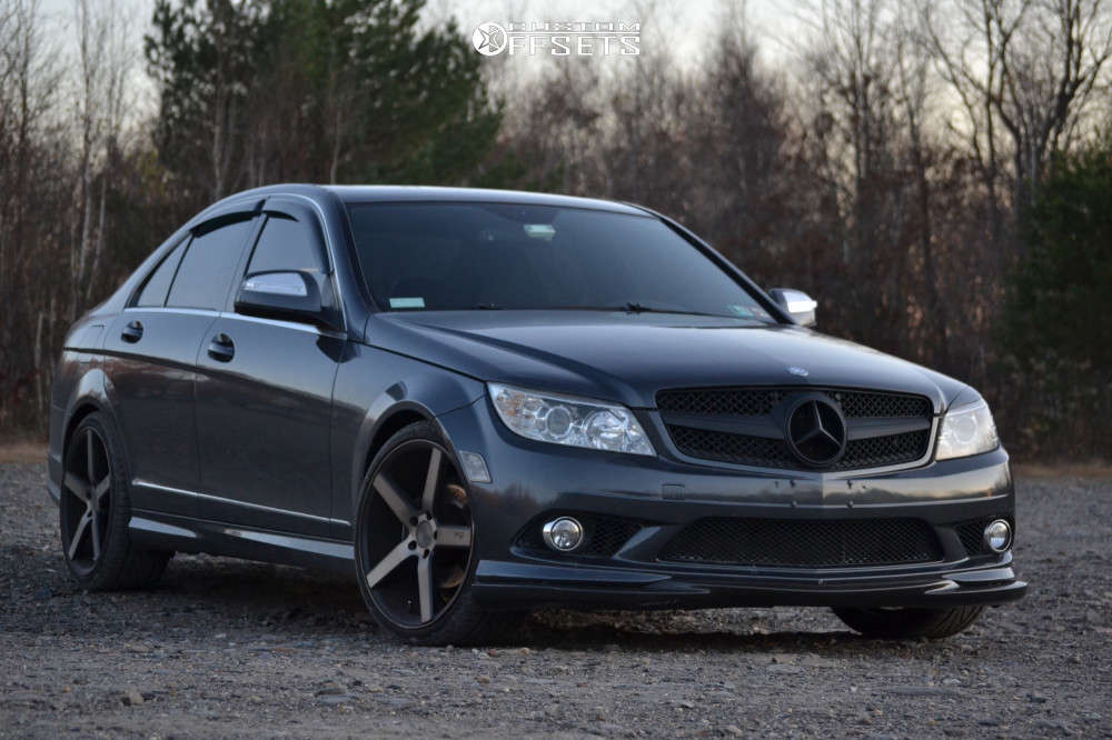 2008 Mercedes-Benz C300 with 19x8.5 42 Niche Milan and 235/35R19 ...