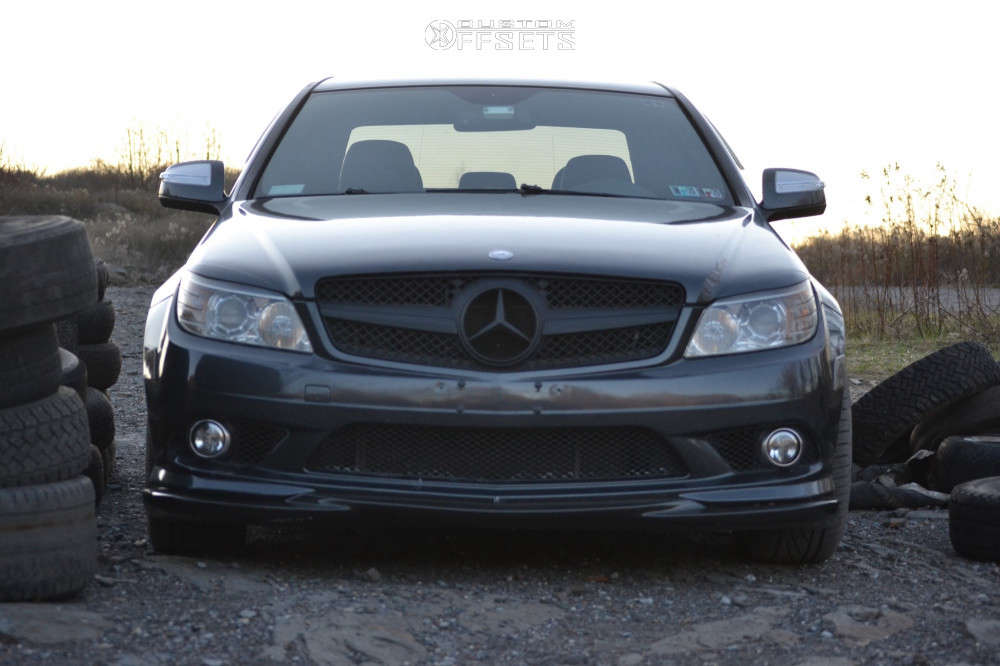 2008 Mercedes-Benz C300 with 19x8.5 42 Niche Milan and 235/35R19 ...