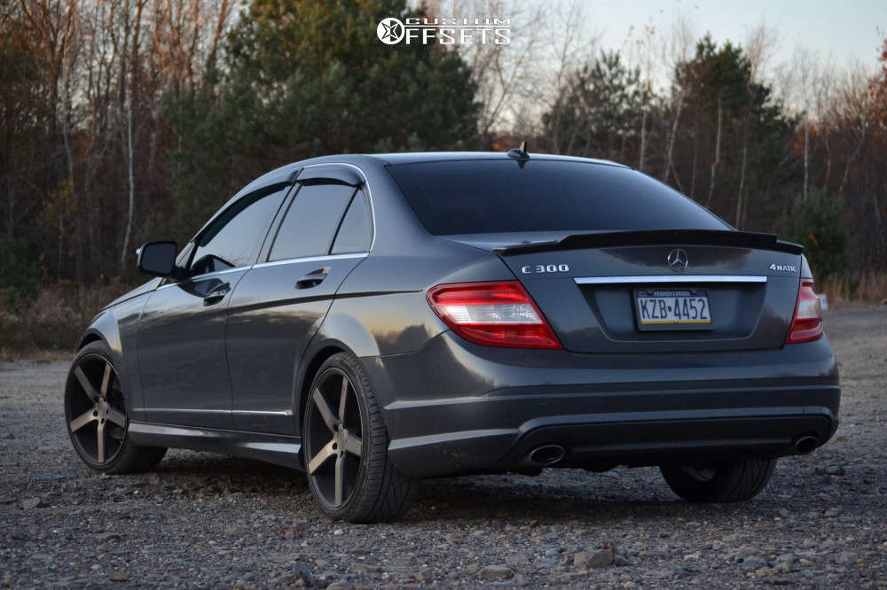 2008 Mercedes-Benz C300 with 19x8.5 42 Niche Milan and 235/35R19 ...
