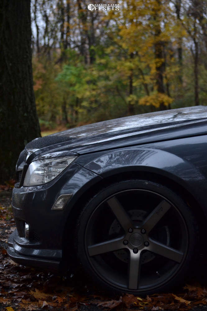 2008 Mercedes-Benz C300 with 19x8.5 42 Niche Milan and 235/35R19 ...