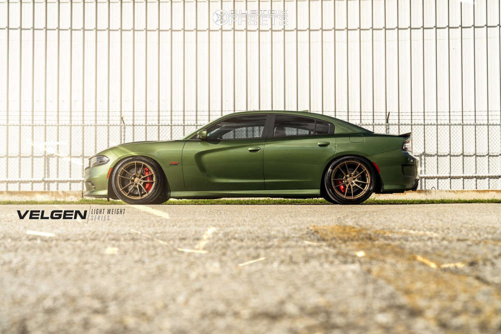 2018 Dodge Charger with 20x9.5 18 Velgen Vf5 and 275/40R20 Nitto Motivo ...