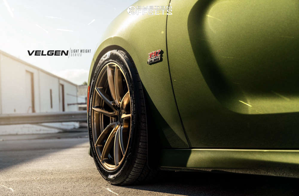 2018 Dodge Charger with 20x9.5 18 Velgen Vf5 and 275/40R20 Nitto Motivo ...