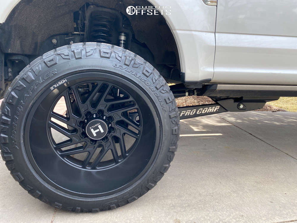 2017 Ford F-350 Super Duty with 24x14 -76 Hostile Jigsaw and 37/13.5R24 ...