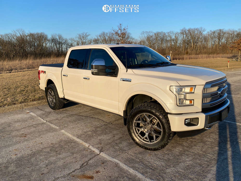 2016 Ford F-150 with 20x9 12 VenomRex Vr601 and 275/60R20 Nitto Ridge ...