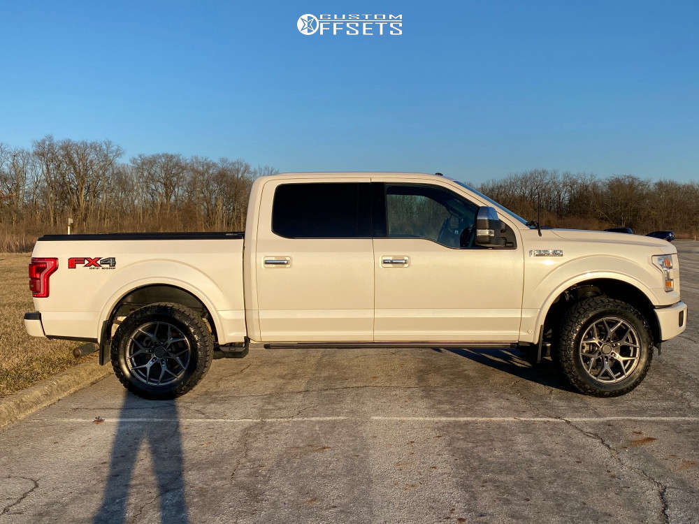 2016 Ford F-150 with 20x9 12 VenomRex Vr601 and 275/60R20 Nitto Ridge ...