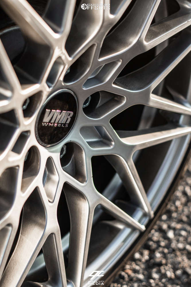2017 Volkswagen Golf with 18x8.5 35 VMR V801 and 225/40R18 Federal ...