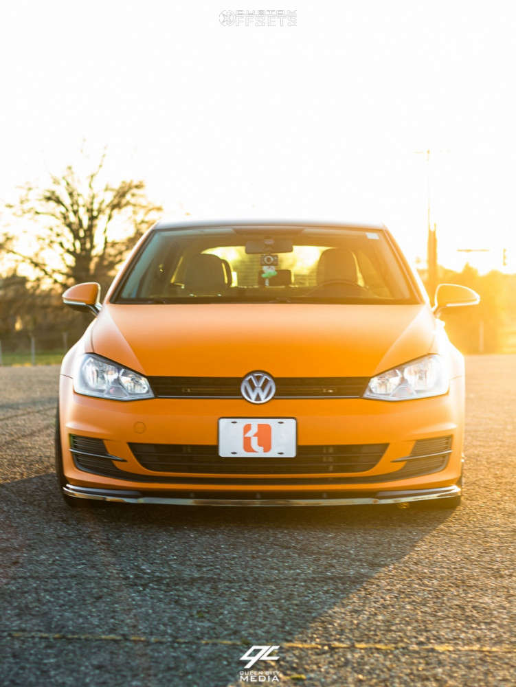 2017 Volkswagen Golf with 18x8.5 35 VMR V801 and 225/40R18 Federal ...