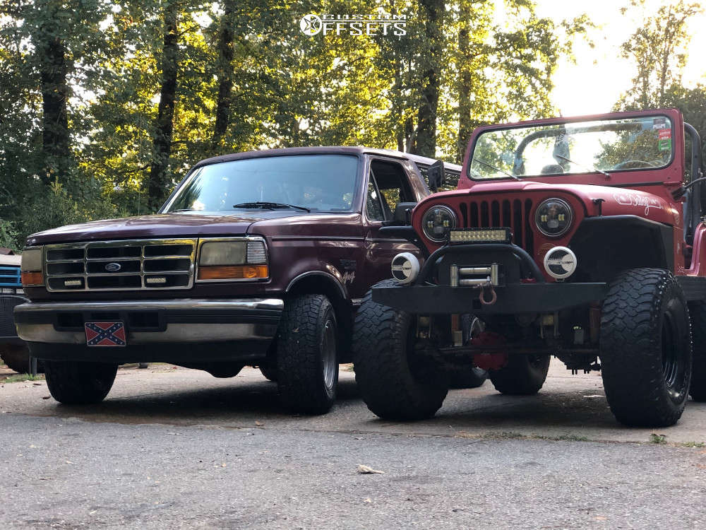 1978 Jeep CJ7 with 15x8 0 Pro Comp Series 51 and 35/12.5R15 BFGoodrich ...