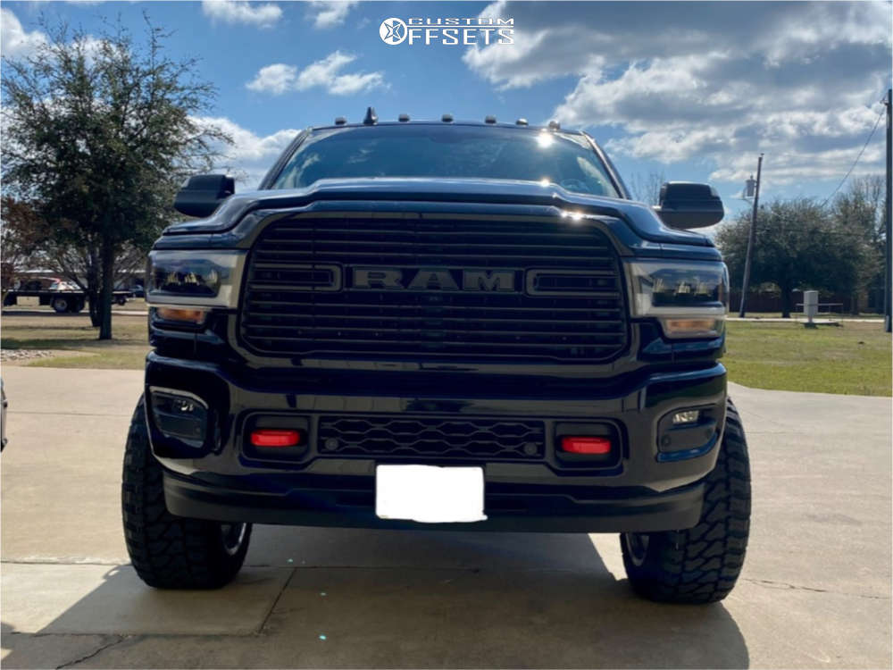 2019 Ram 2500 with 22x12 -55 American Force Sprint Cc and 35/13.5R22 ...