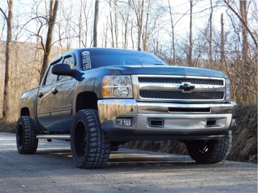 2012 Chevrolet Silverado 1500 with 20x10 -25 Ultra Hunter and 33/12 ...