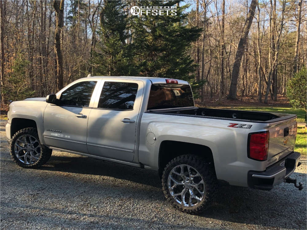 2018 Chevrolet Silverado 1500 with 22x9 24 Replica Rp09 and 33/12.5R22 ...