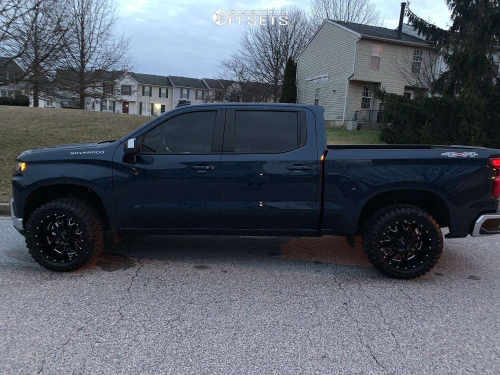 2019 Chevrolet Silverado 1500 with 20x10 -25 Ultra Hunter and 33/12 ...