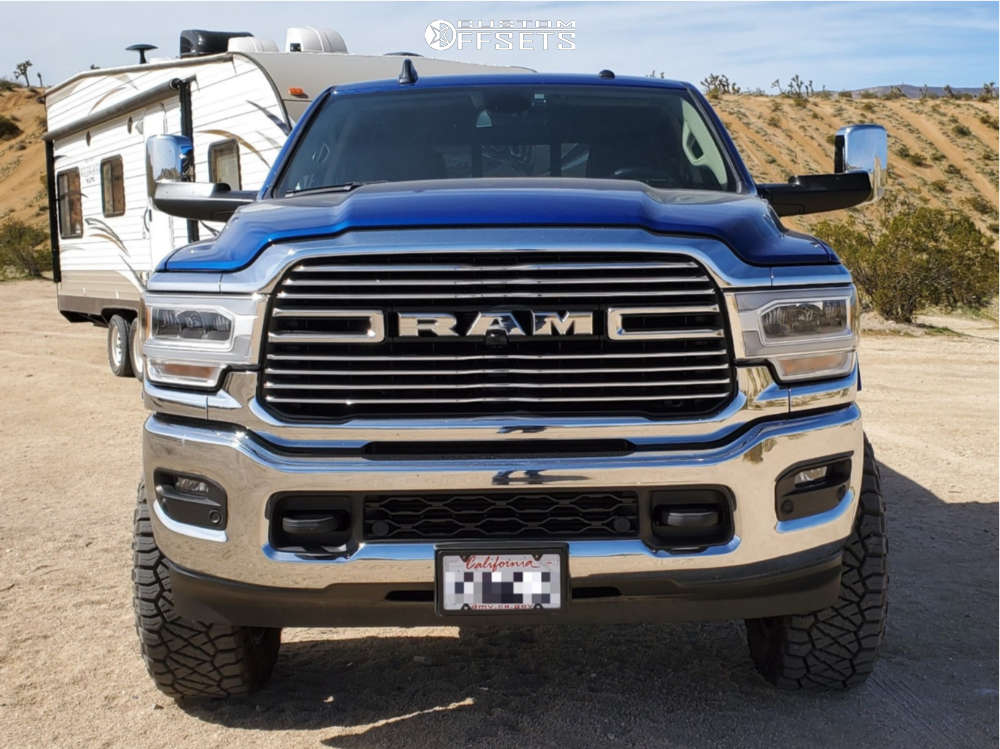 2019 Ram 2500 with 20x10 -12 Fuel Throttle and 35/12.5R20 Nitto Ridge ...