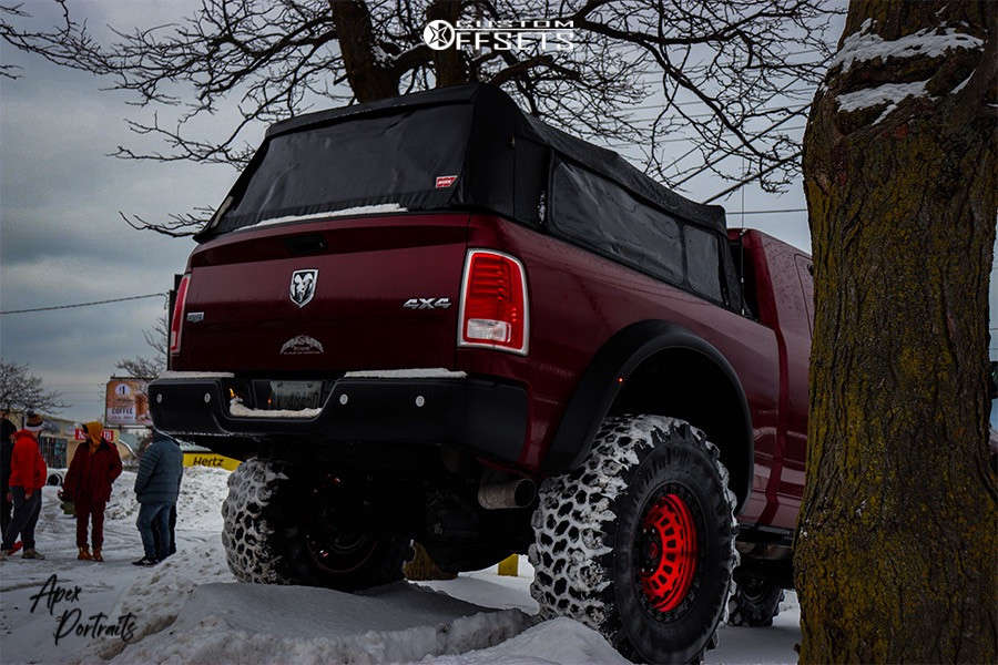 2018 Ram 2500 with 20x10 -18 Fuel Zephyr and 335/80R20 Continental ...