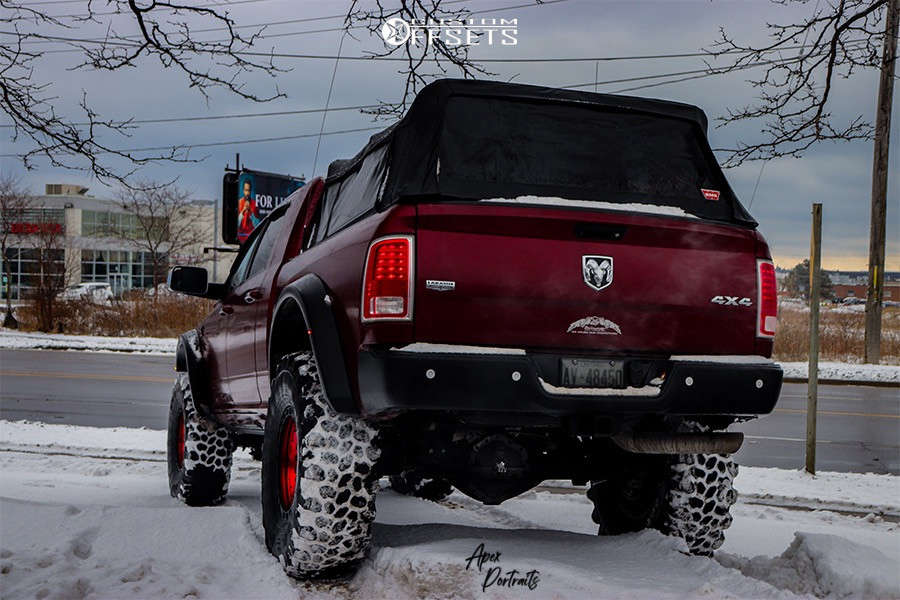 2018 Ram 2500 with 20x10 -18 Fuel Zephyr and 335/80R20 Continental ...