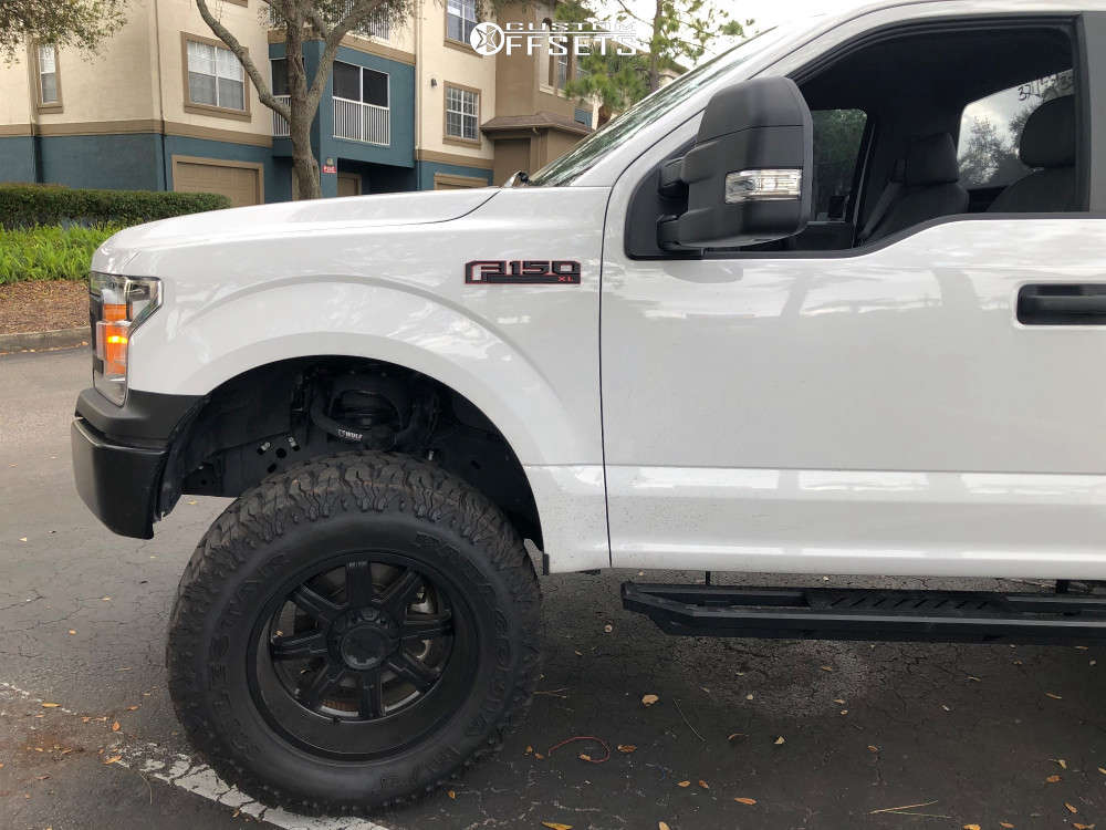 2018 Ford F-150 with 20x10 -25 Ultra Menace and 37/12.5R20 Milestar Patagonia Mt and Suspension ...