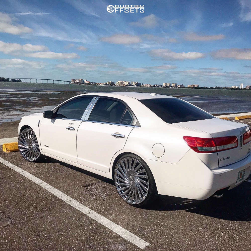 2011 Lincoln MKZ with 22x9 39 Azara Aza-501 and 225/30R22 Delinte D7 ...