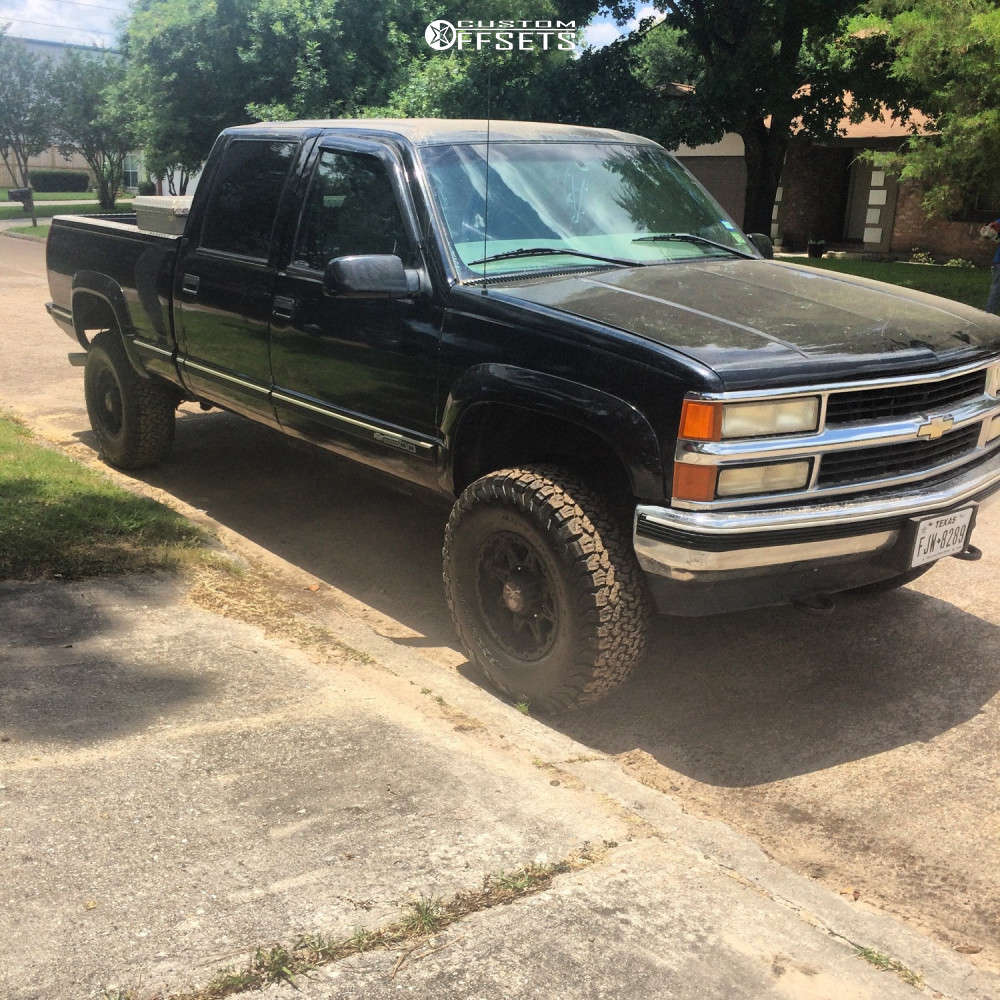 1999 Chevrolet K2500 with 16x8 10 American Outlaw Buckshot and 285 ...