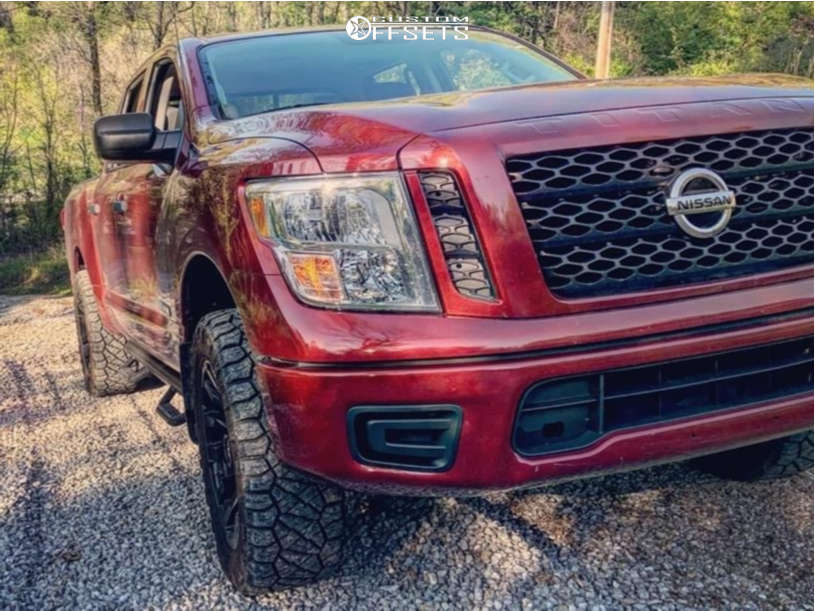 2019 Nissan Titan with 20x10 -18 Fuel Blitz and 33/11.5R20 Nitto Ridge ...