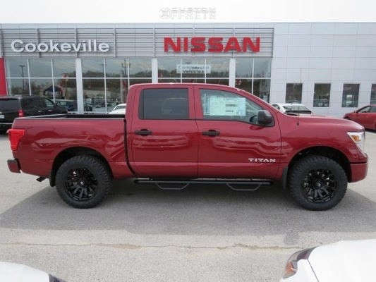 2019 Nissan Titan with 20x10 -18 Fuel Blitz and 33/11.5R20 Nitto Ridge ...