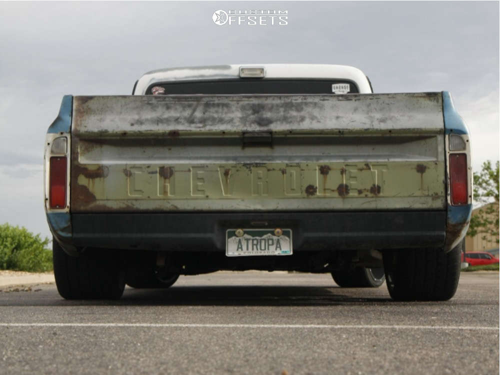 1972 Chevrolet C10 with 20x12 -51 Vision Rocker and 345/25R20 Lionhart ...
