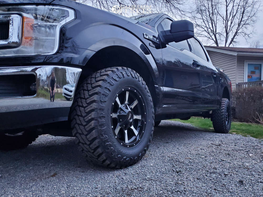 2018 Ford F-150 with 17x8 0 Moto Metal Mo970 and 265/70R17 Atturo Trail ...