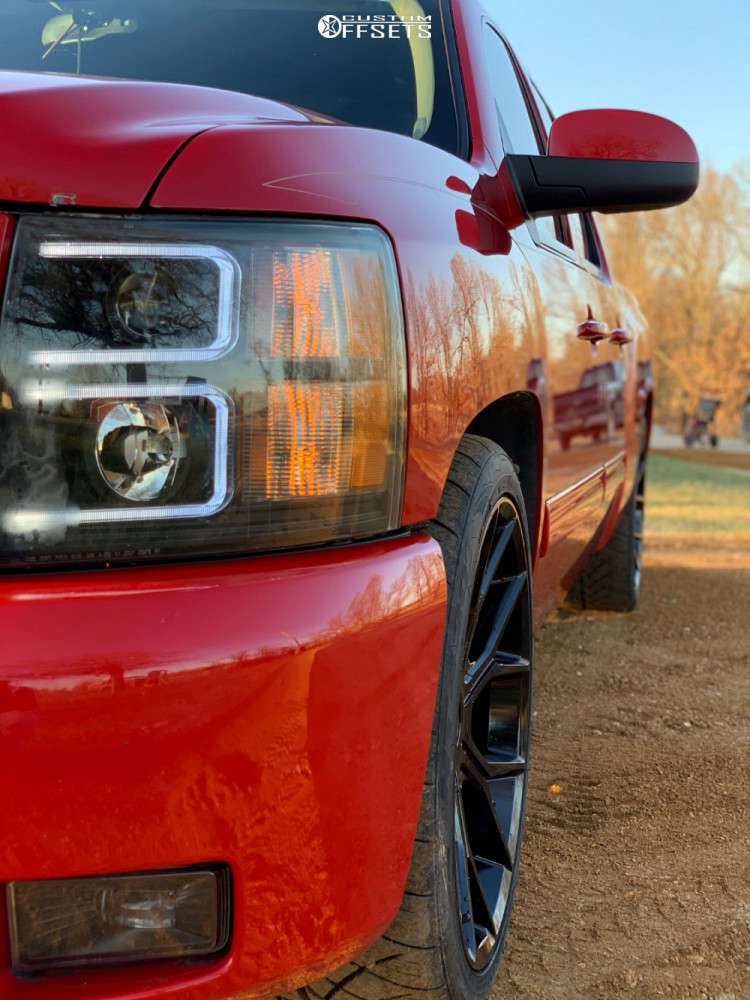 2009 Chevrolet Silverado 1500 with 22x10 30 Centerline Slingshot and ...