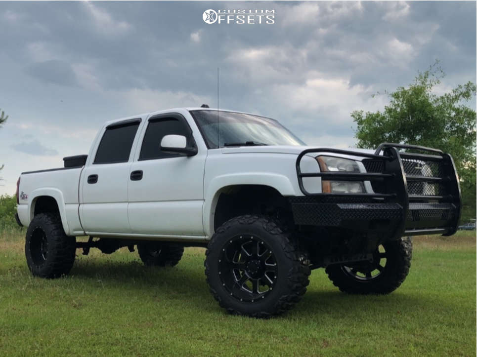 2005 Chevrolet Silverado 1500 with 20x12 -44 Moto Metal 962 and 35/12 ...