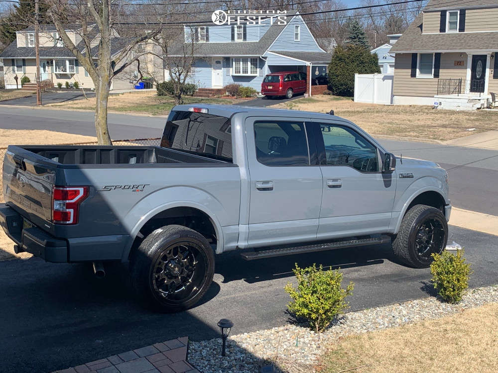 2019 Ford F-150 with 22x12 -44 RBP 73r and 305/45R22 General Grabber ...