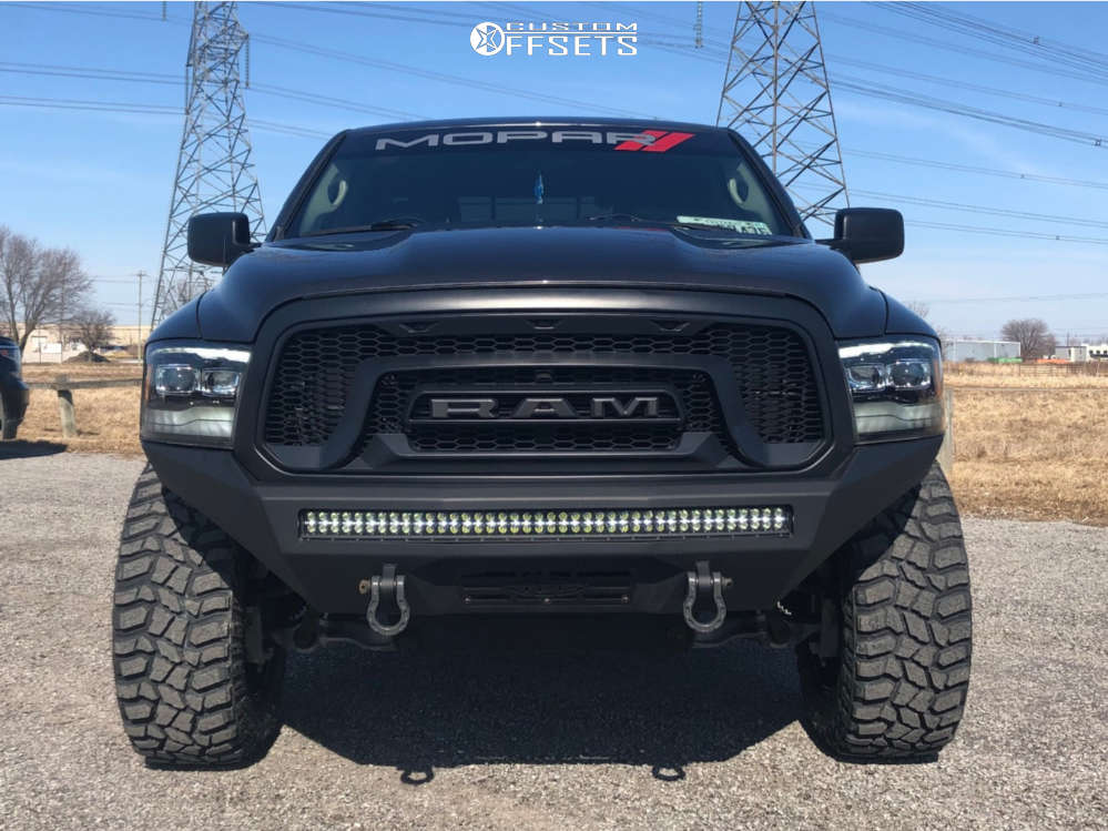 2016 Ram 1500 with 20x10 -25 ARKON OFF-ROAD Lincoln and 35/12.5R20 ...