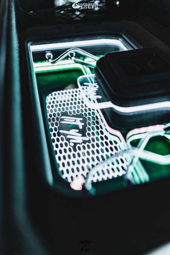 2018 Audi R8 with 20x9 27 Rotiform Yvr and 245/30R20 Michelin Pilot ...