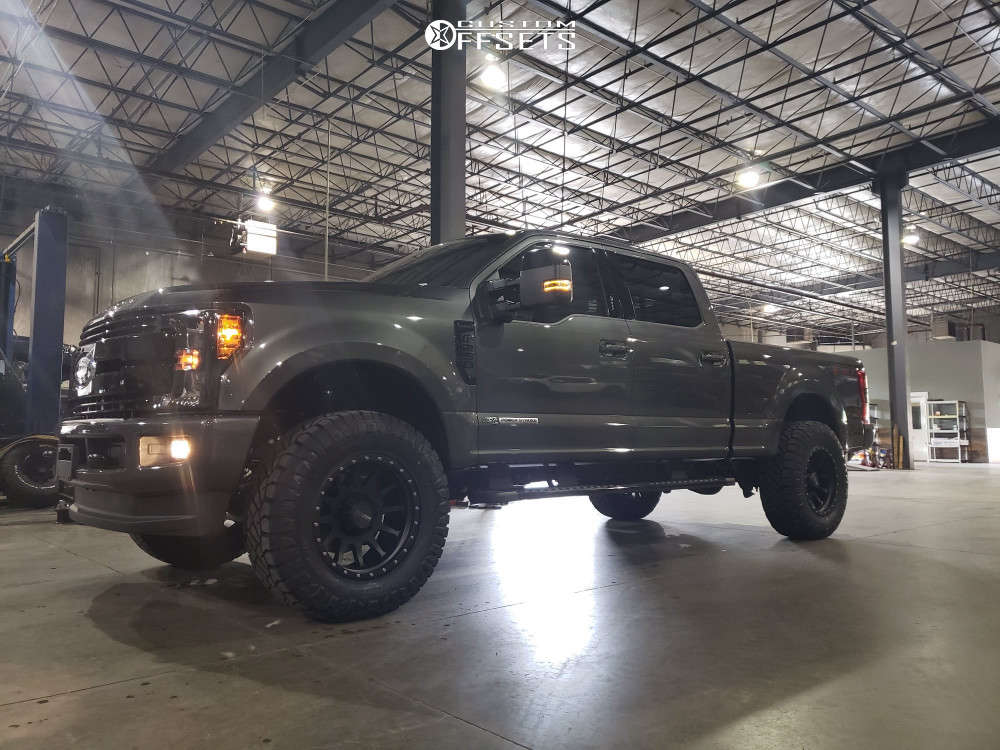 2019 Ford F-250 Super Duty with 20x10 -24 Method Mr605 and 37/12.5R20 ...