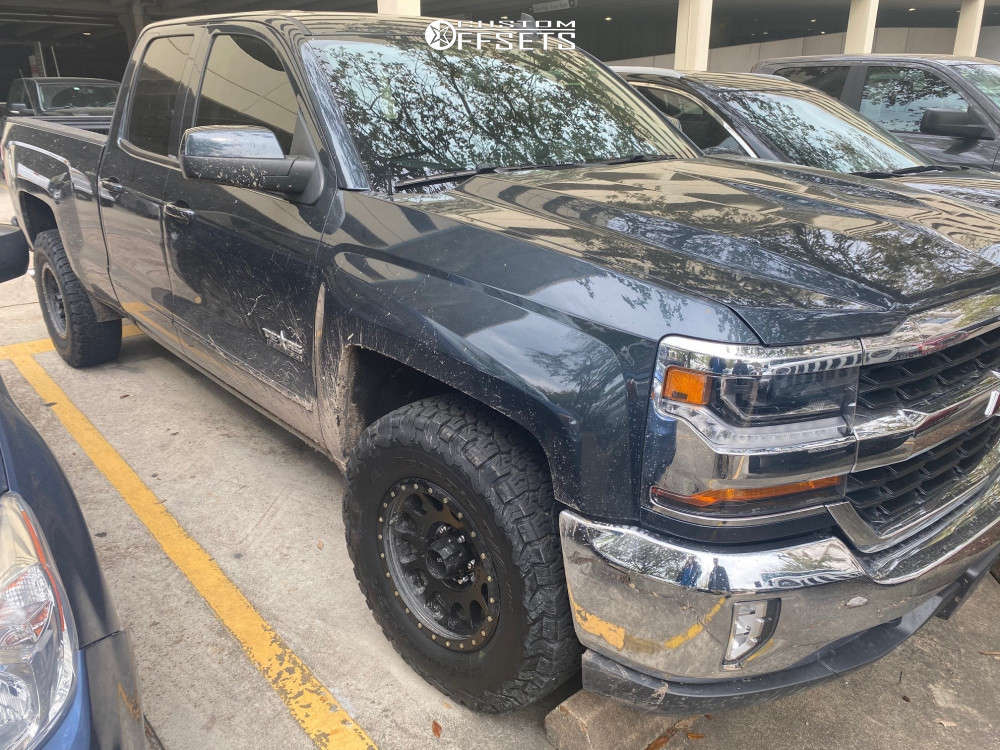 2019 Chevrolet Silverado 1500 LD with 17x8.5 0 Method Nv and 285/70R17 ...