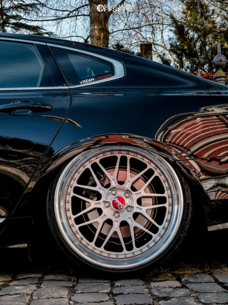 2018 Volvo S90 with 21x9.5 30 SkÃ¶l SK2 and 245/30R21 Michelin Pilot ...