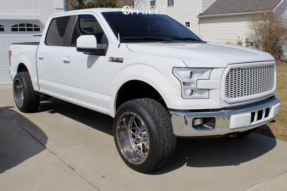 2017 Ford F-150 with 22x12 -51 Fuel Forged Ff19 and 305/45R22 Nitto ...