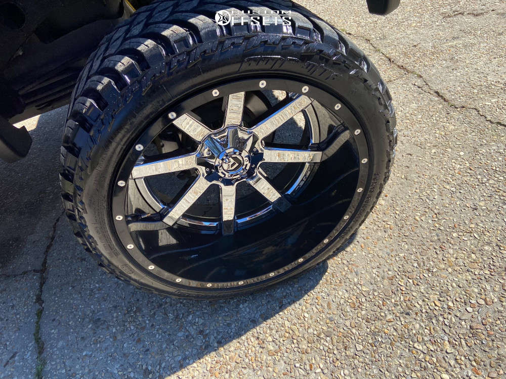 2015 GMC Sierra 1500 with 24x14 -76 Fuel Maverick D260 and 35/13.5R24 ...