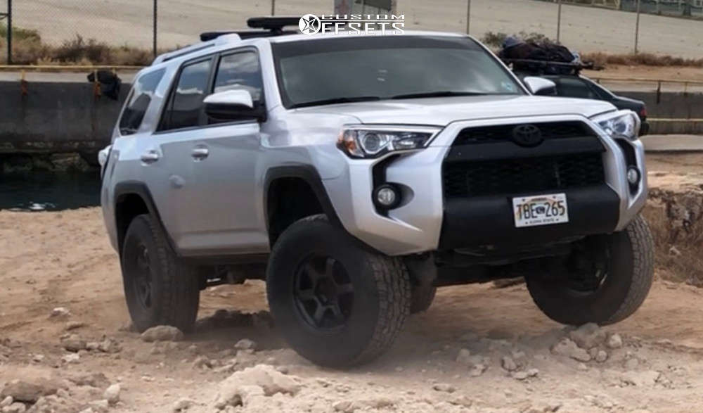 2016 Toyota 4Runner with 17x8.5 Icon Alloys Alpha and 33/12.5R17 Toyo ...