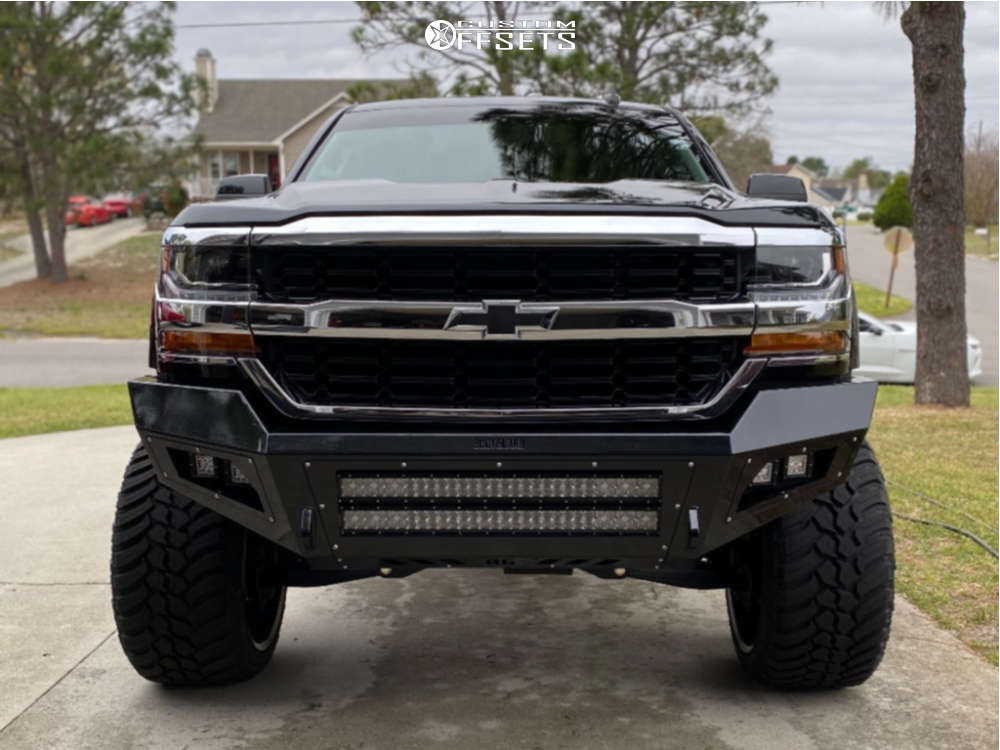 2018 Chevrolet Silverado 1500 with 24x14 -76 Hostile Jigsaw and 35/13 ...