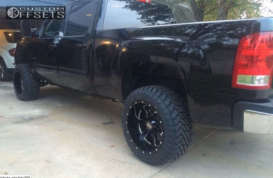 2009 GMC Sierra 2500 HD with 20x12 -44 Moto Metal MO962 and 33/12.5R20 ...