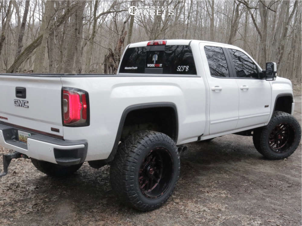 2016 GMC Sierra 1500 with 22x12 -44 TIS 544BMR and 37/13.5R22 Nitto Ridge Grappler and ...