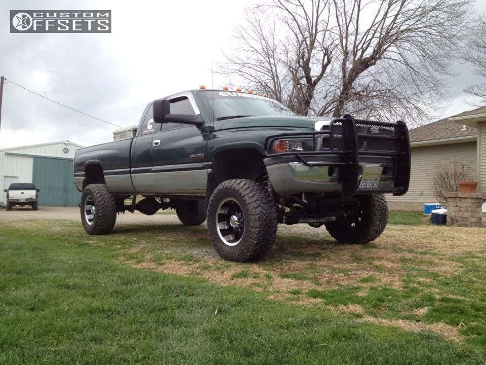 2001 Dodge Ram 2500 with 18x10 -25 Mazzi Hulk and 35/12.5R18 Toyo Tires ...
