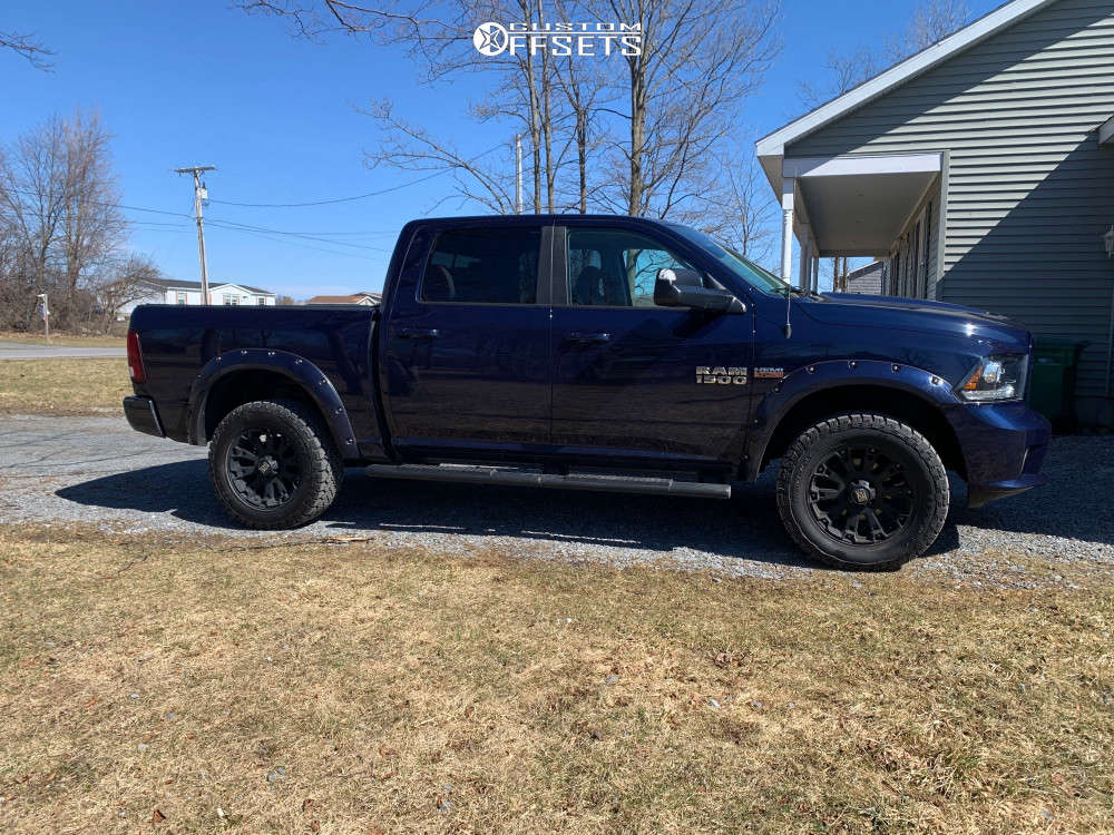 2017 Ram 1500 with 20x9 0 XD Misfit and 33/12.5R20 General Grabber Atx ...