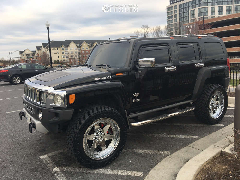 2008 Hummer H3 with 22x10 5 Tuff T1a and 325/50R22 Nitto Trail Grappler ...