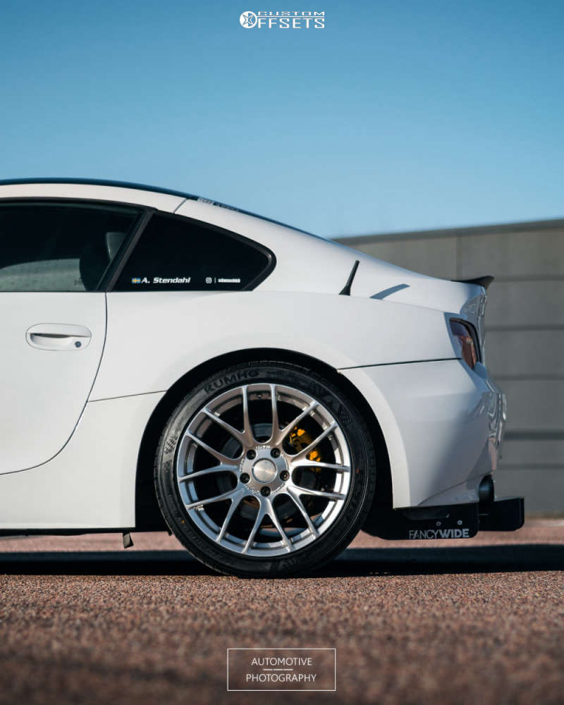 2007 BMW Z4 with 18x8.5 35 Breyton Race Gts and 225/40R18 Hankook ...