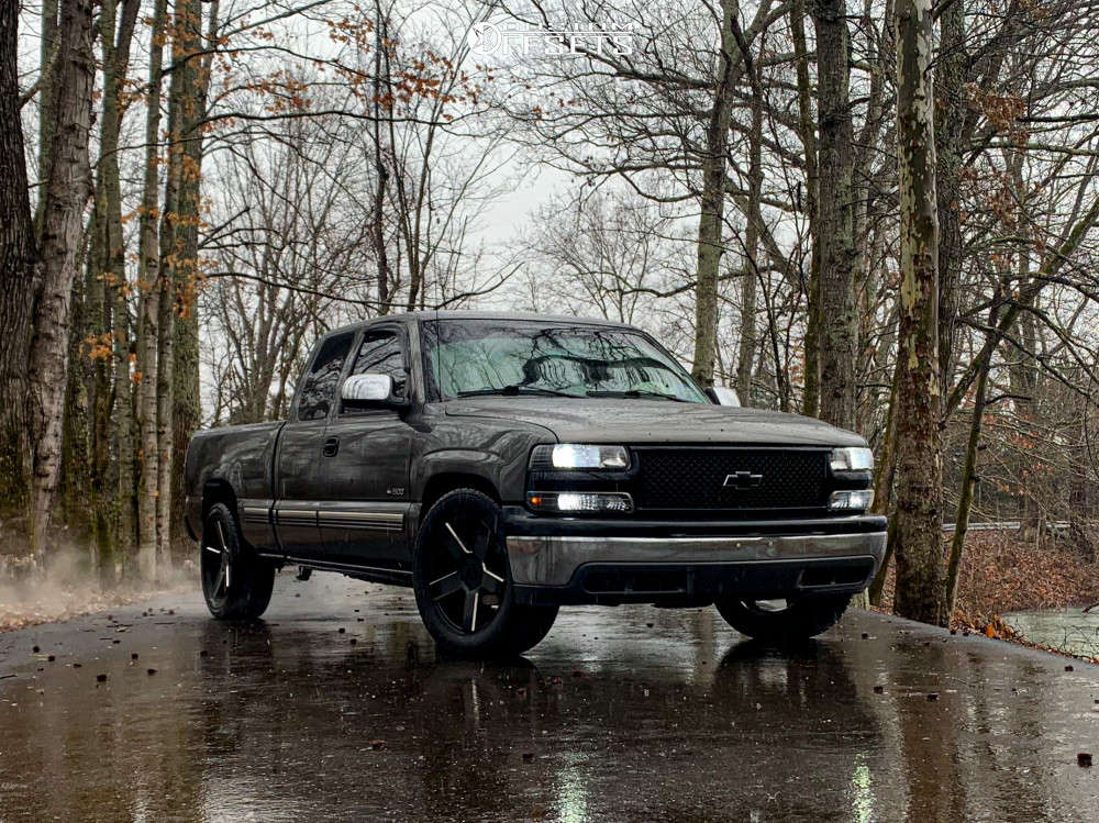 2000 Chevrolet Silverado 1500 with 20x8.5 15 KMC Km702 and 285/50R20 ...