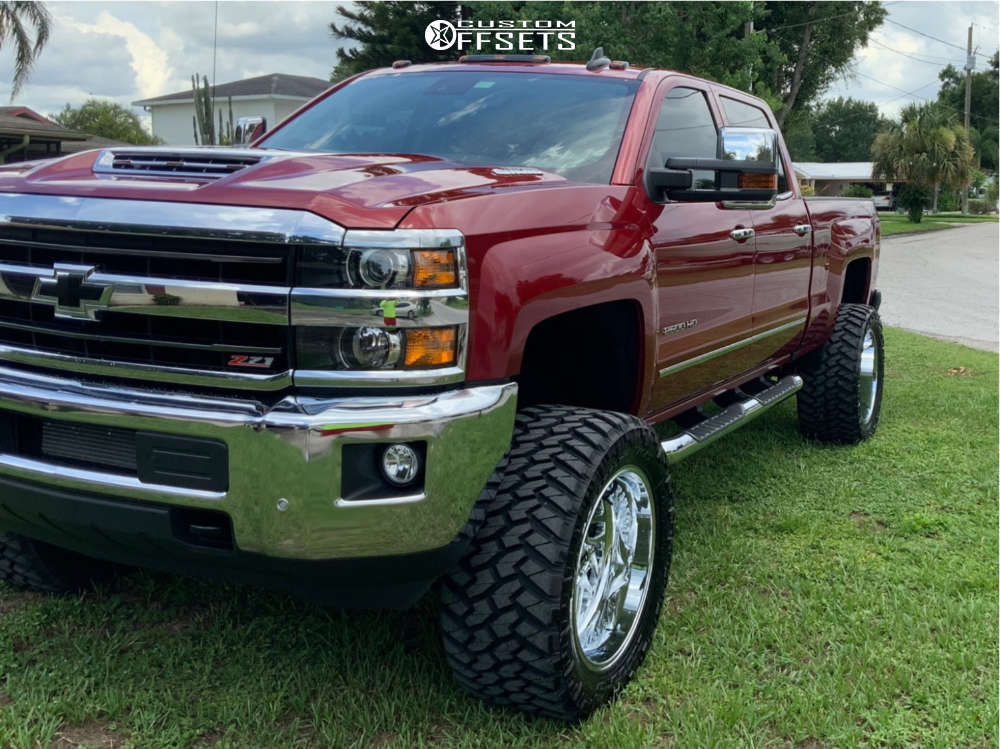 2019 Chevrolet Silverado 2500 HD with 22x12 -43 Fuel Triton and 375 ...