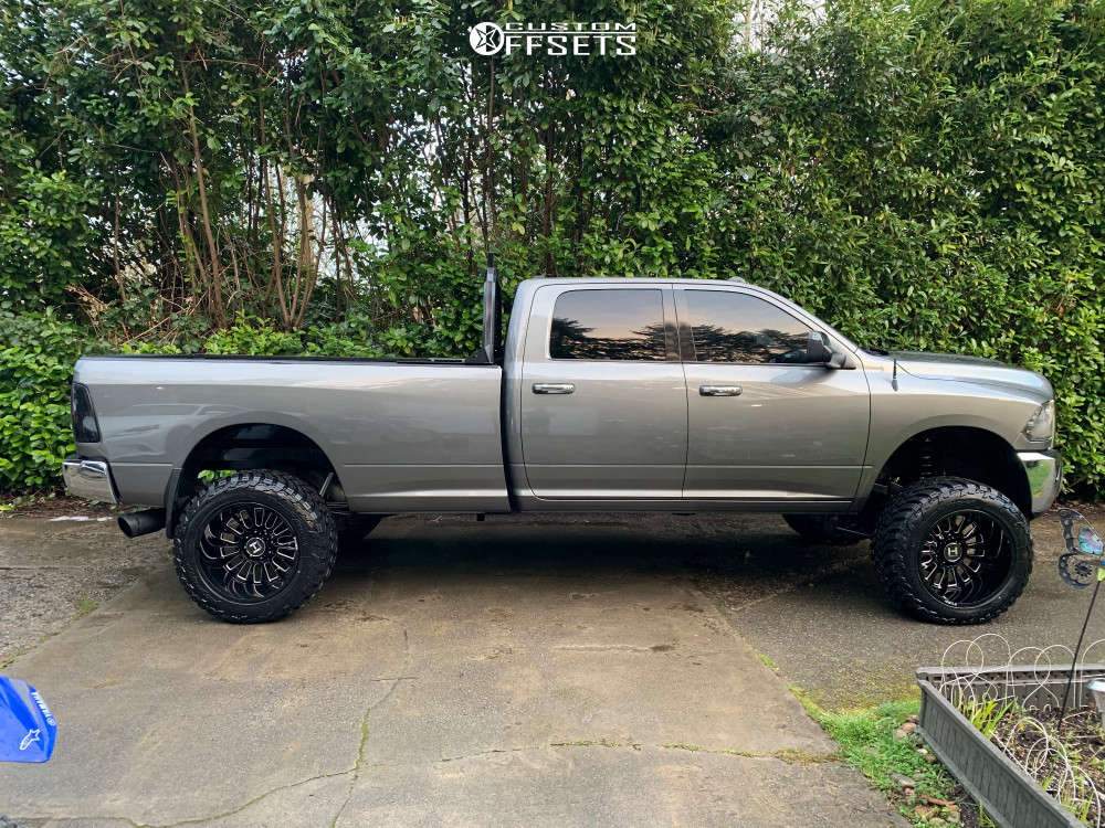 2012 Ram 3500 with 22x14 -76 Hostile Fury and 37/13.5R22 AMP Mud ...