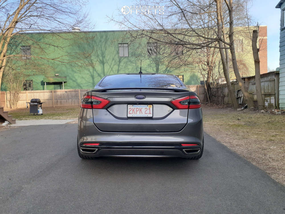 2016 Ford Fusion with 18x9.5 45 Fifteen52 Tarmac and 275/40R18 Achilles ...